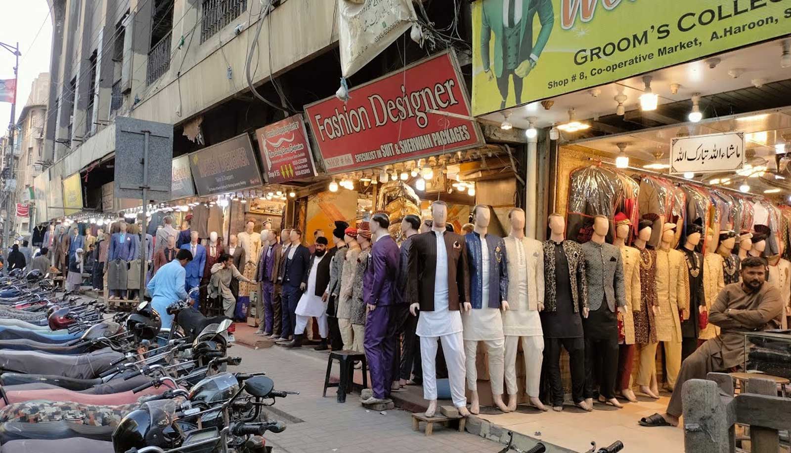 A Guide to the Markets in Karachi - DreamzCarz
